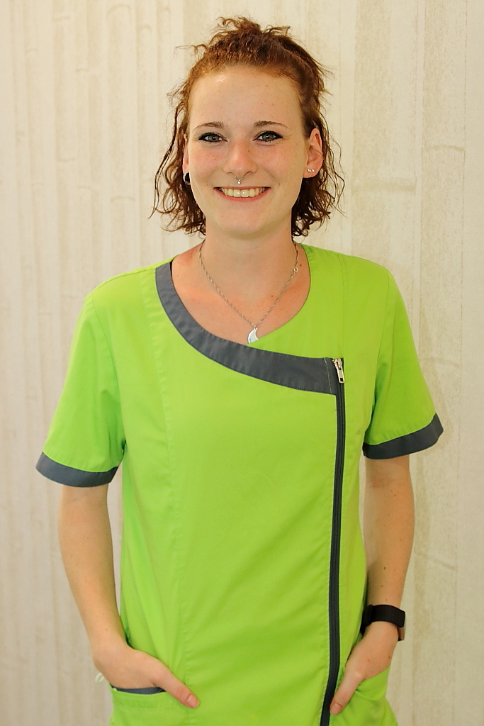 Zahnarztpraxis Dr. Eva Felber - Über Uns